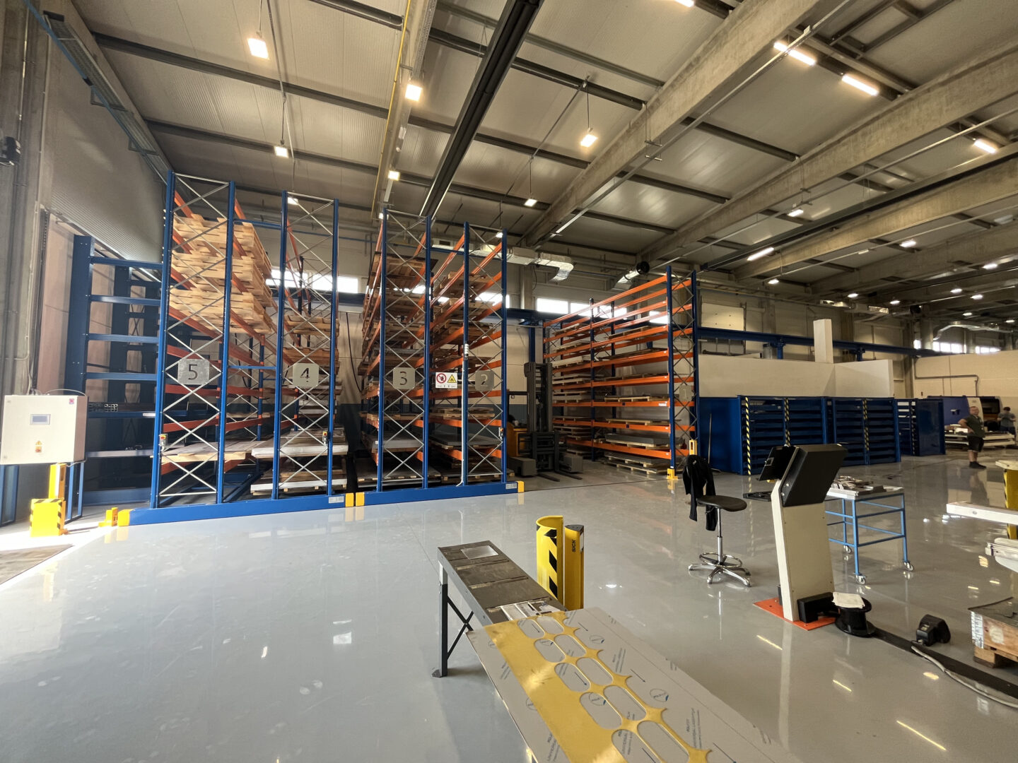 We are moving forward at EVPÚ! - EVPÚ a.s. - Elektrotechnický výskumný ...